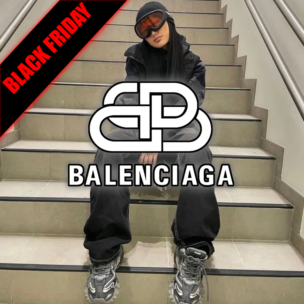 Balenciaga – Icy Clothes